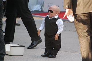 Top 10 Legendary Small People - Toptenz.net