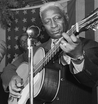Top 10 Most Authentic Old-Time Blues Artists - Toptenz.net