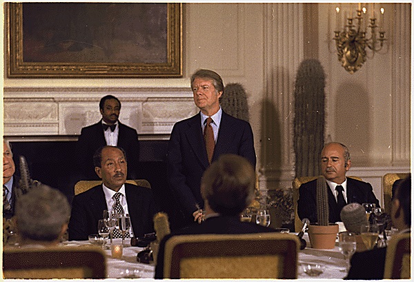 10 Key Moments in the Evolution of the White House Correspondents ...