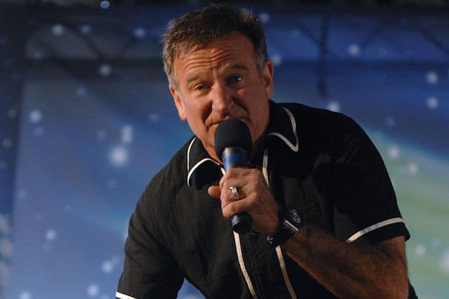 10 Lesser Known Facts About Robin Williams - Toptenz.net