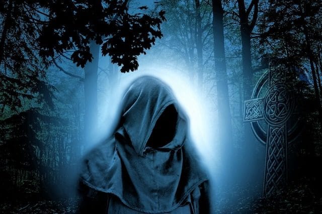 10 Crazy Stories About King Arthur and His Knights - Toptenz.net