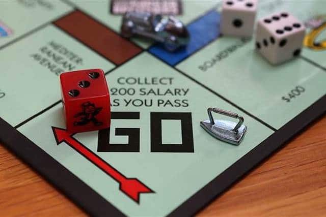 10 Interesting Facts About the Board Game Monopoly - Toptenz.net