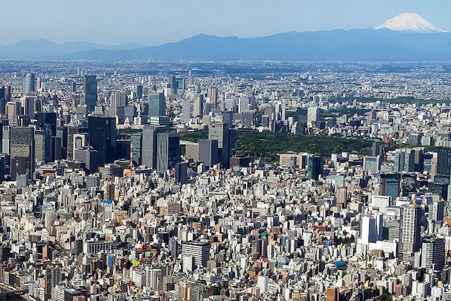 10 Most Extreme Cities in the World - Toptenz.net