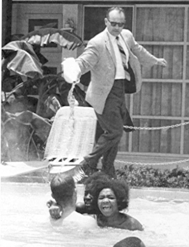 10 Amazing Photos and How They Happened - Toptenz.net