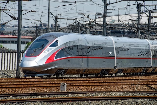 10 Fascinating Facts About China's High-Speed Trains - Toptenz.net