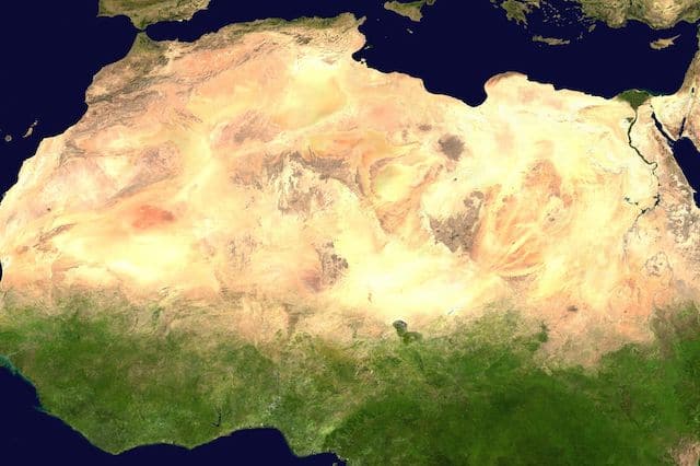 10 Rare and Strange Occurrences Around the World - Toptenz.net