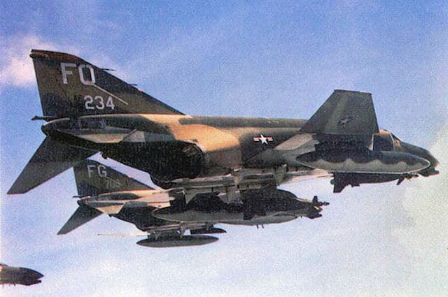 10 Incredible Ways Pilots Saved Their Planes - Toptenz.net