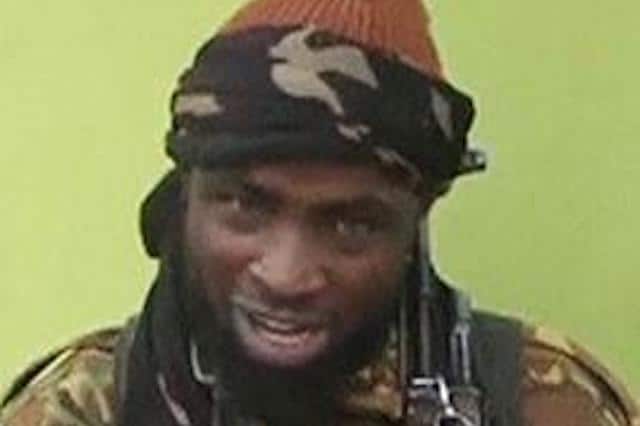 10 Intriguing Tales of Real-Life Decoying - Toptenz.net