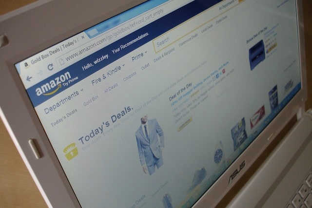 10 Staggering Statistics About Your Favorite Websites - Toptenz.net
