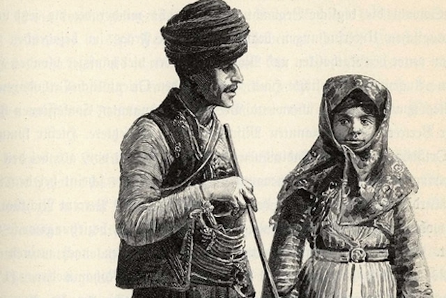 10 Inoffensive Facts About Gypsies - Toptenz.net