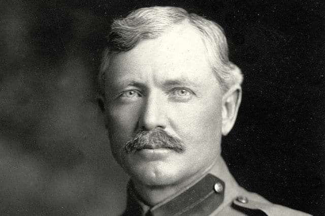 10 Amazing Stories of Real Life Mercenaries - Toptenz.net