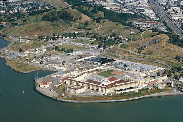 10 Prisons with Strange Facilities - Toptenz.net